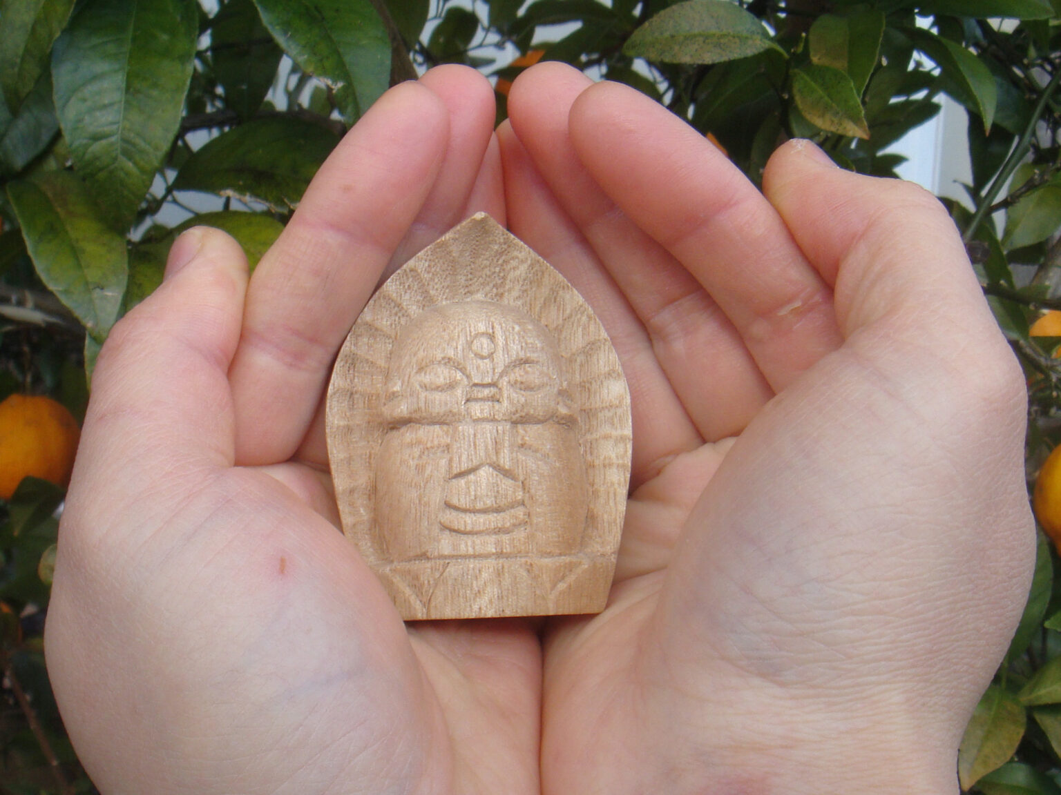 Making good luck charm of Jizo statue (wood carving) - Explore Shizuoka ...