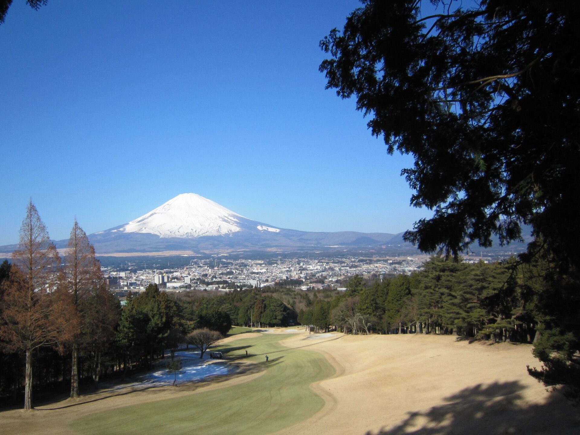 Golf Tourism in Gotemba Oyama area - Explore Shizuoka