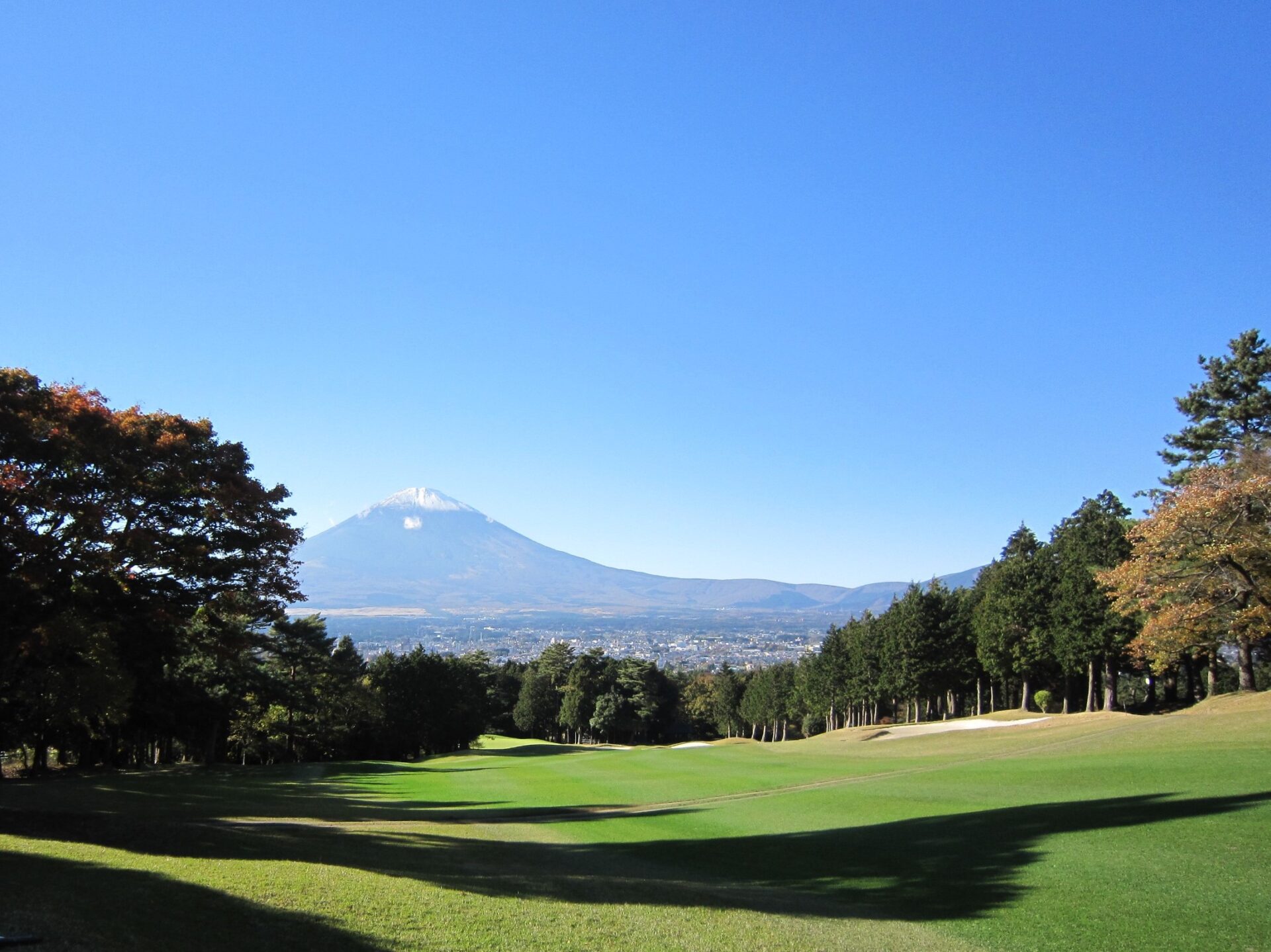 Golf Tourism in Gotemba Oyama area - Explore Shizuoka