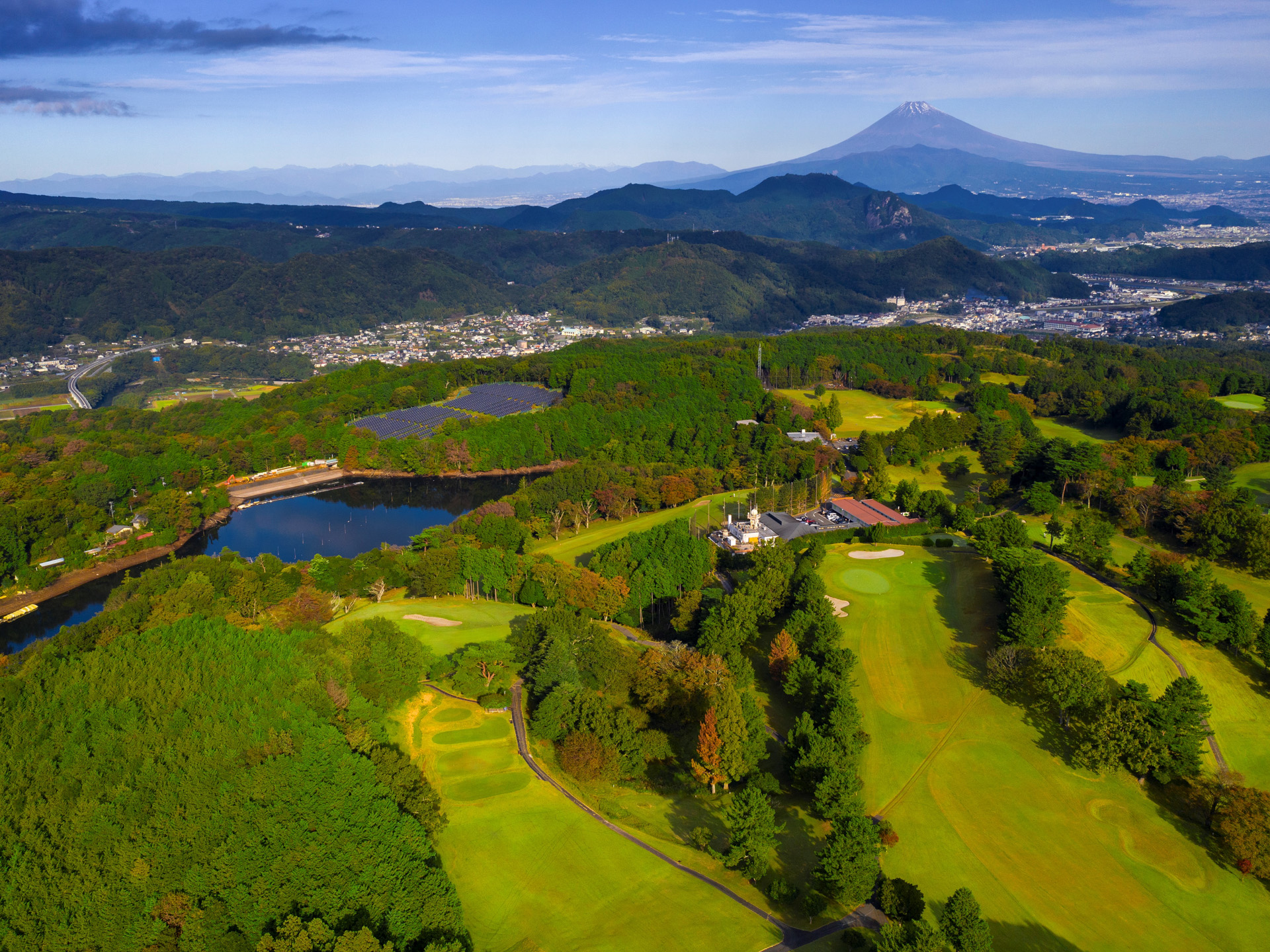 Golf Tourism in Izu area - Explore Shizuoka
